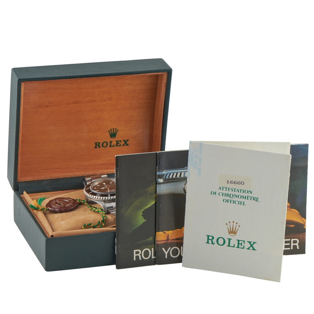 Rolex Sea-Dweller Triple Six Steel Oyster Watch 16660 - 40 mm - Black ...