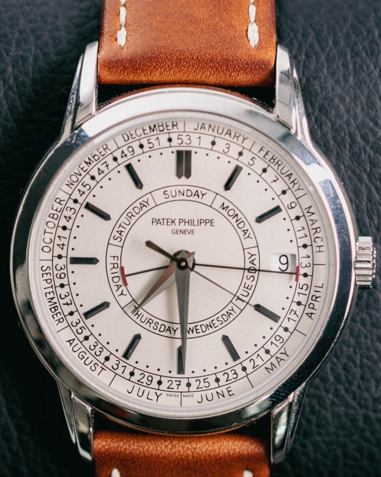 Patek Philippe 5212a Calatrava Weekly Calendar: Specs and Pics