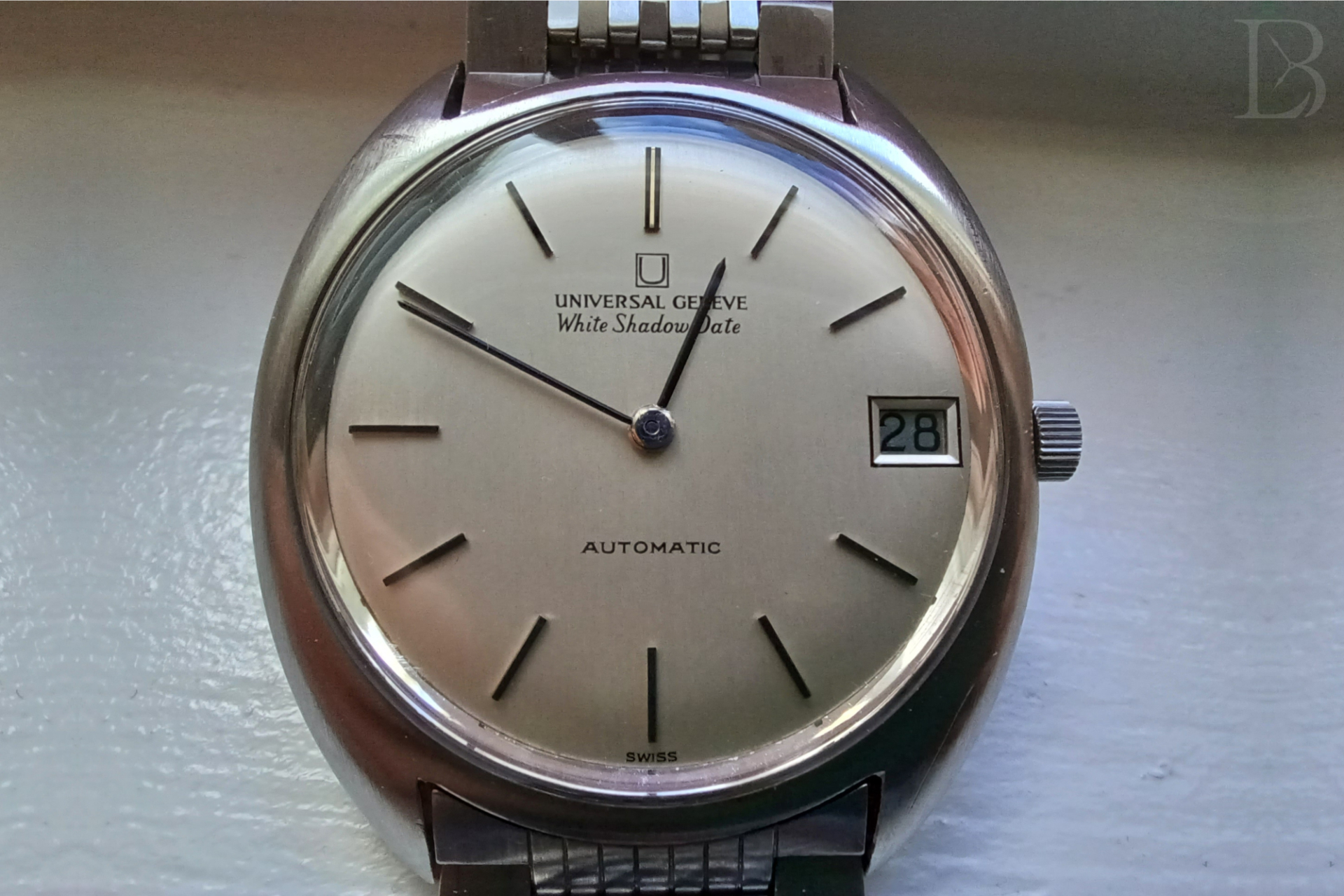 Universal Geneve White Shadow Collector's Guide